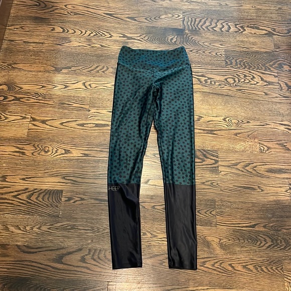 Goldsheep | Pants & Jumpsuits | Goldsheep Black And Green Polka Dot ...